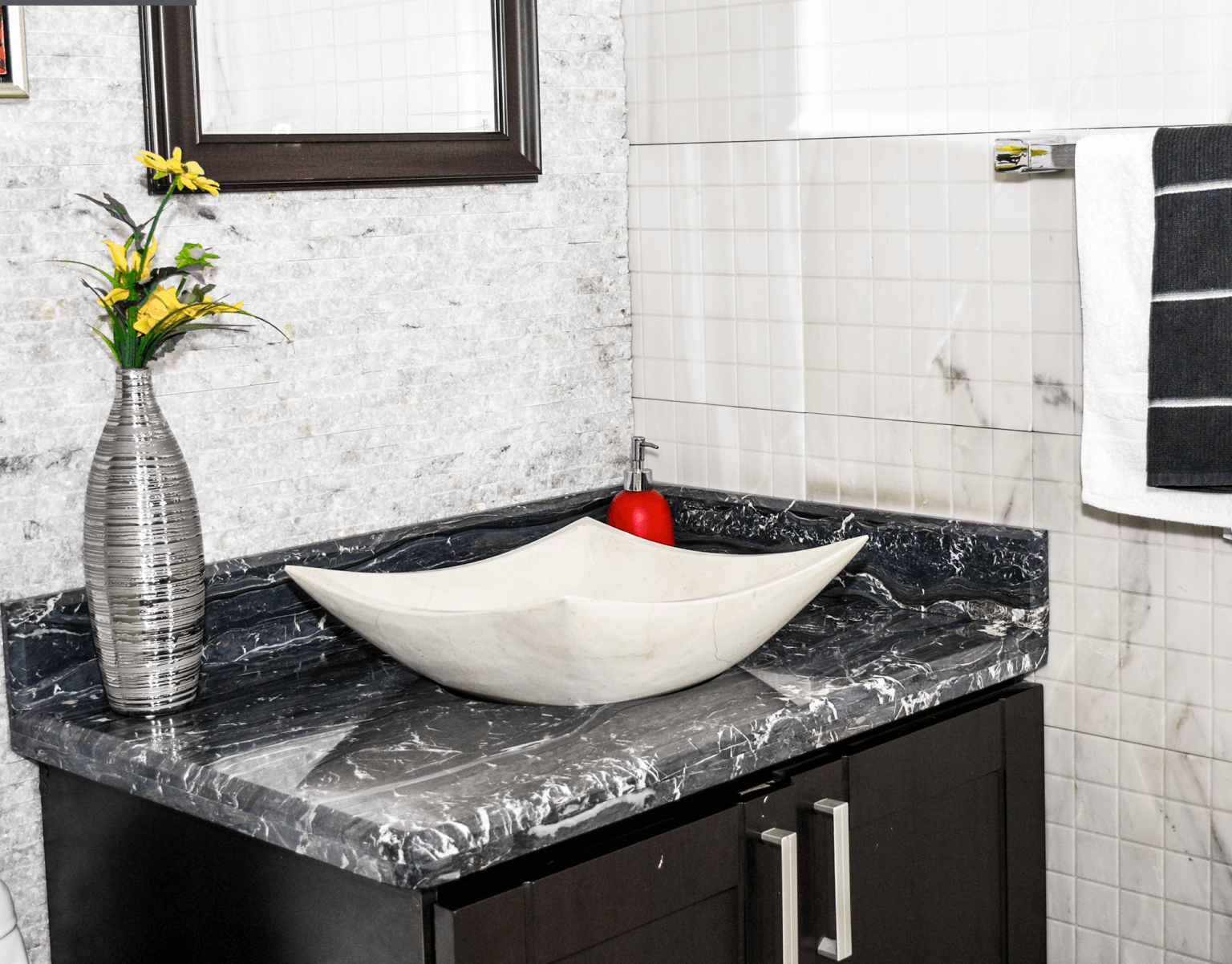 LA ARQUITECTURA MODERNA Y LAS PIEDRAS NATURALES - Guatemarmol